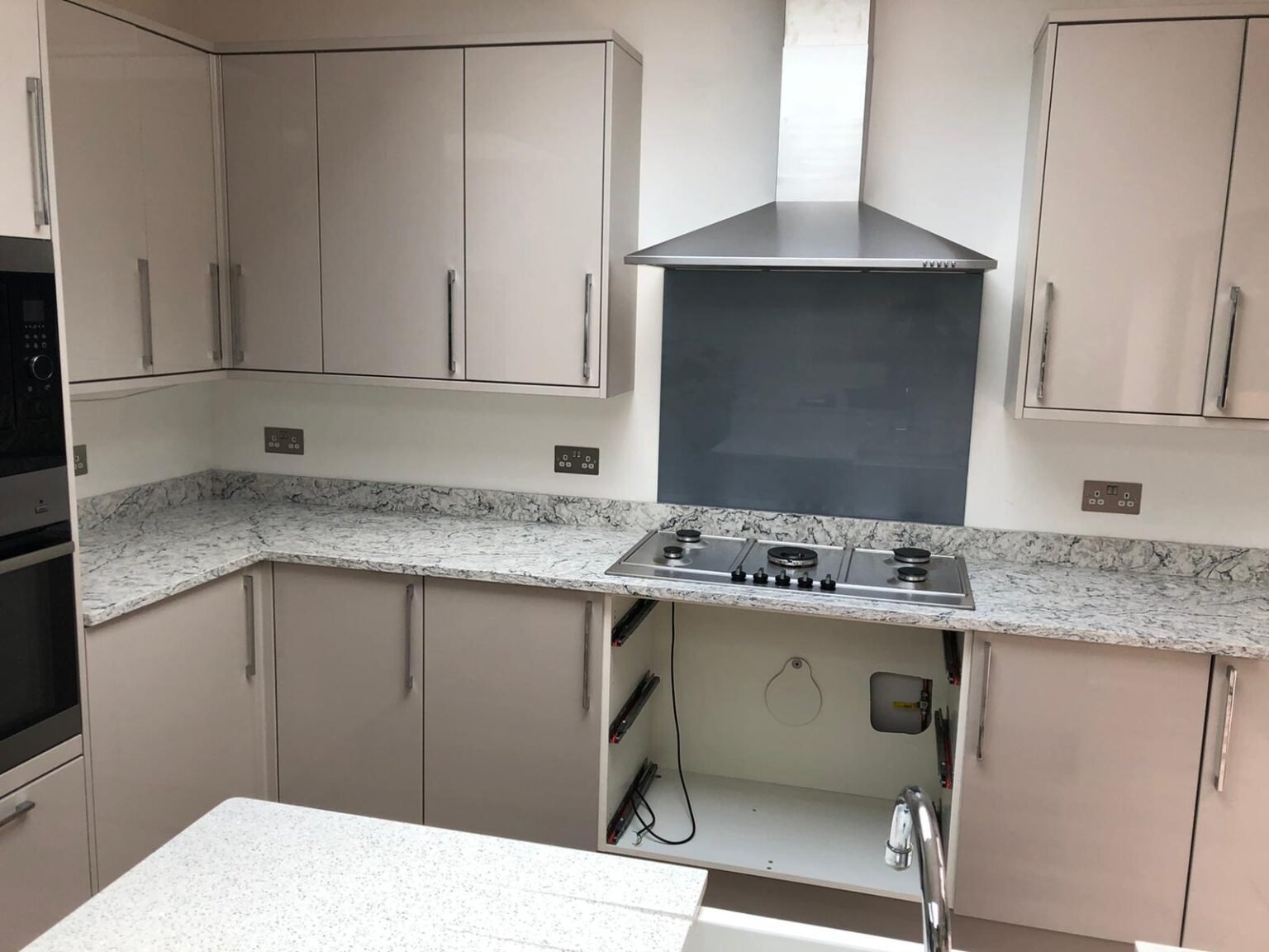 30mm Monaco Quartz from Global Quartz - Medusa Stone