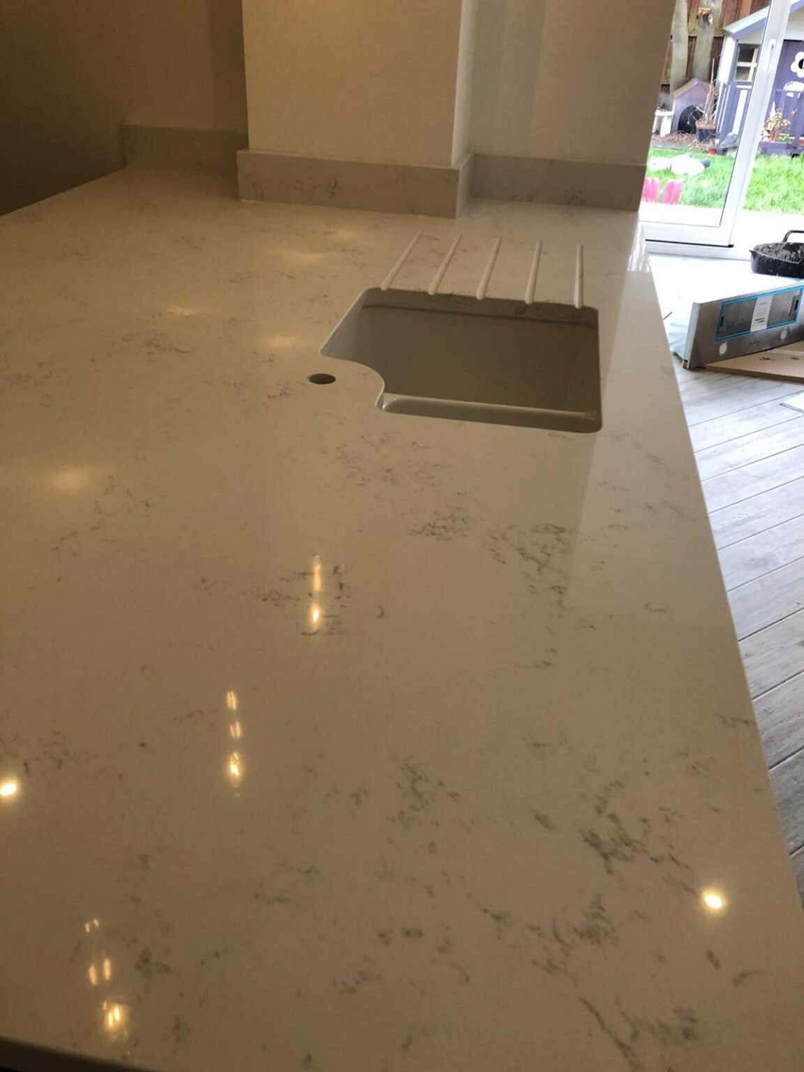 30mm Cashmere quartz From Global Quartz - Medusa Stone